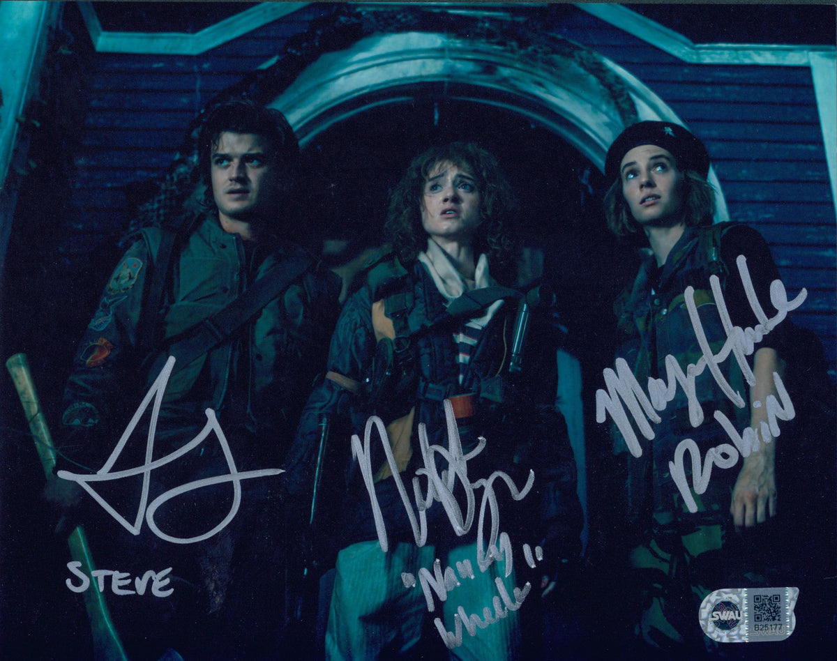 Maya Hawke, Natalia Dyer & Joe Keery Signed 8x10 Photo - SWAU ...