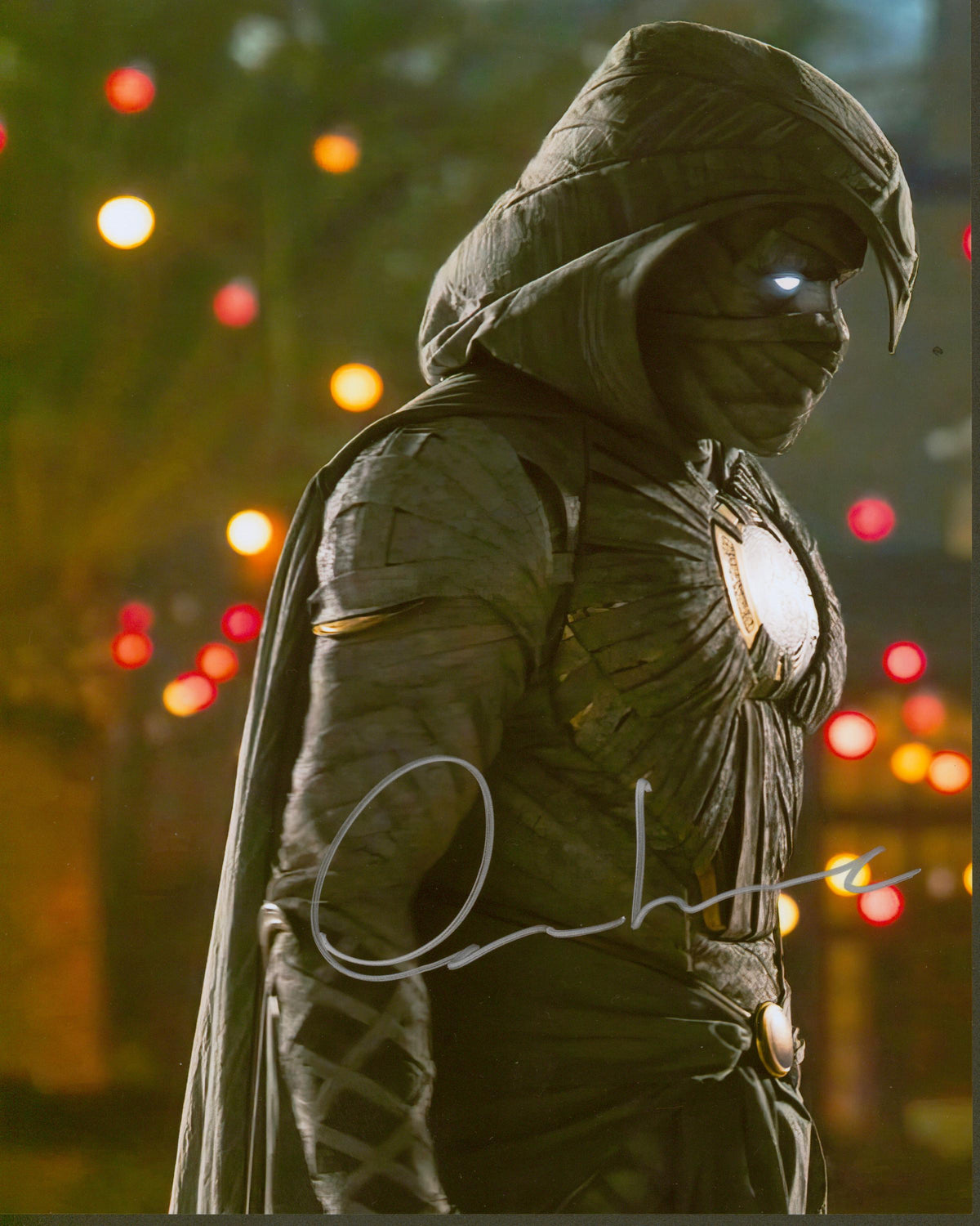 Oscar Isaac Signed 11x14 Photo - SWAU Authenticated | SWAU