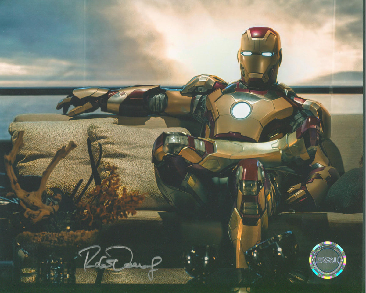Robert Downey Jr Signed 8x10 Photo - SWAU Authenticated | SWAU